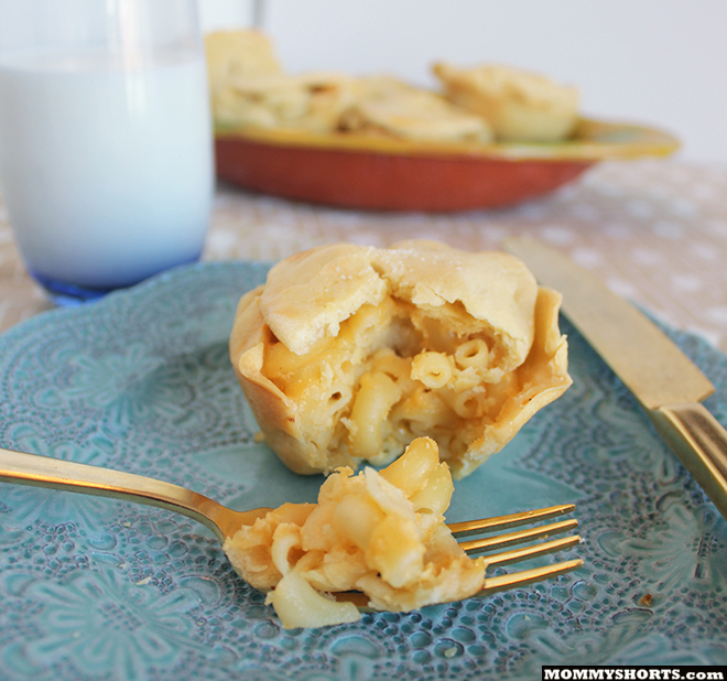 Bake Mac n' Cheese into Kid-Friendly Mini Pies