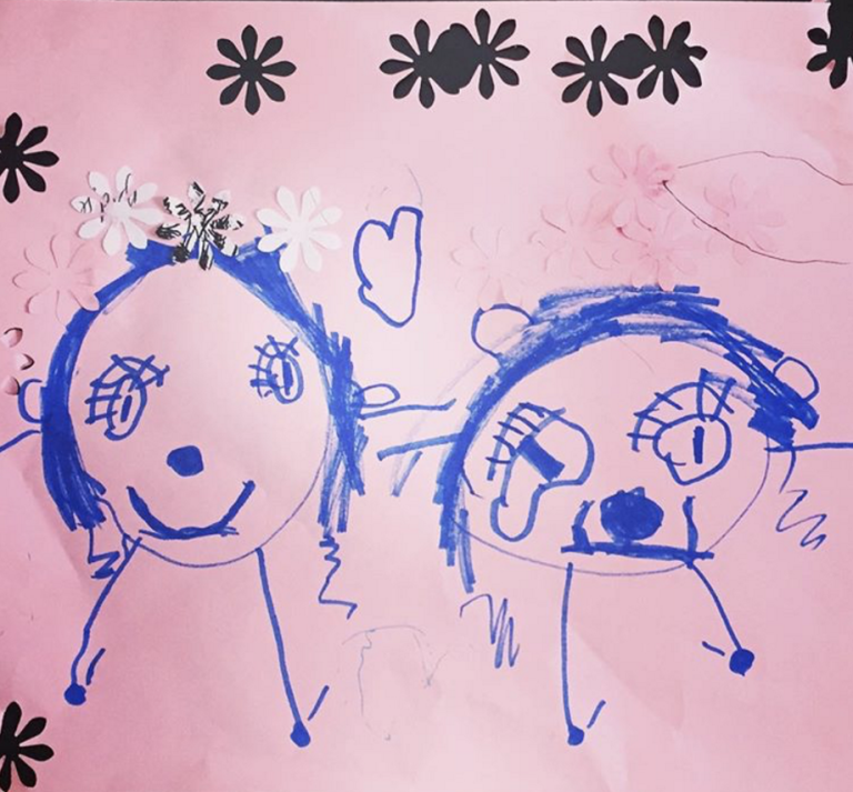 19 Hilariously Honest Portraits of Mom Drawn by their Kids
