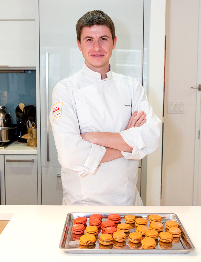 Making Macarons, Not Macaroons!