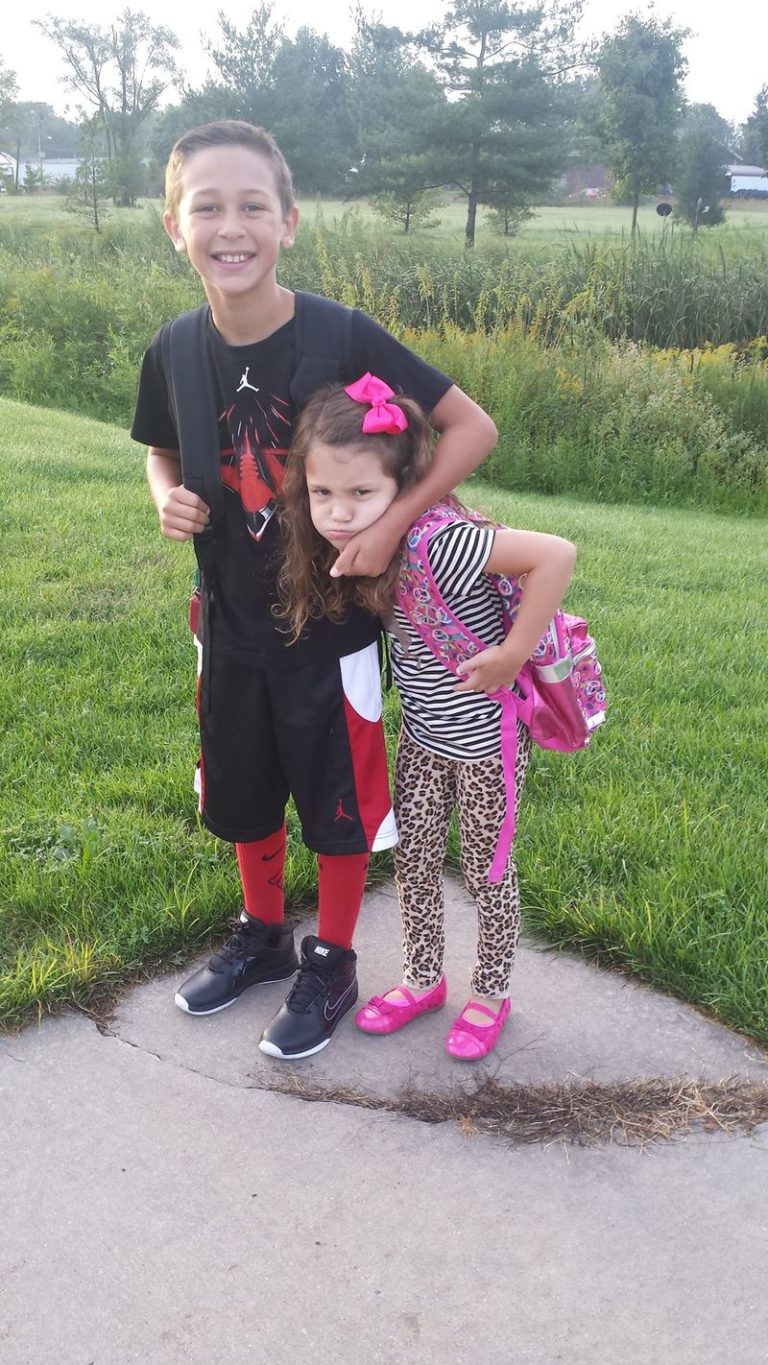 23 Hilarious First Day of School Photo Fails