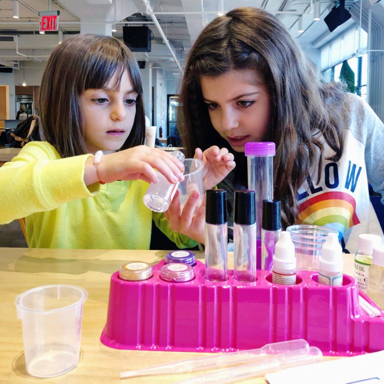 STEM Toys for Chemistry Loving Kids