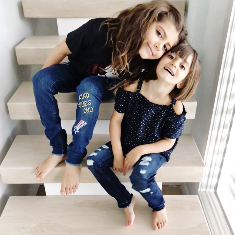 How to Promote Healthy Sibling Relationships